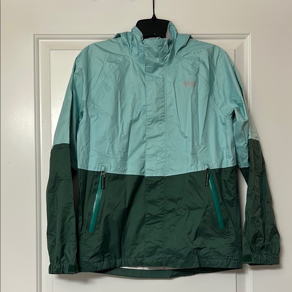 REI | Jackets & Coats | Rei Kids Raincoat Light Blue And Dark Green ...